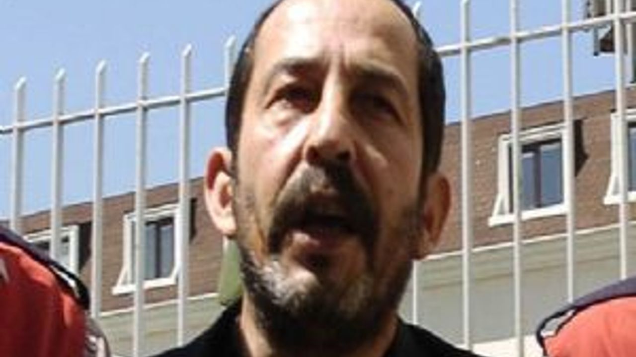 Bir kent onu arıyor: Nuri Ergin’in oğlu firar etti - İzmir Haber ...