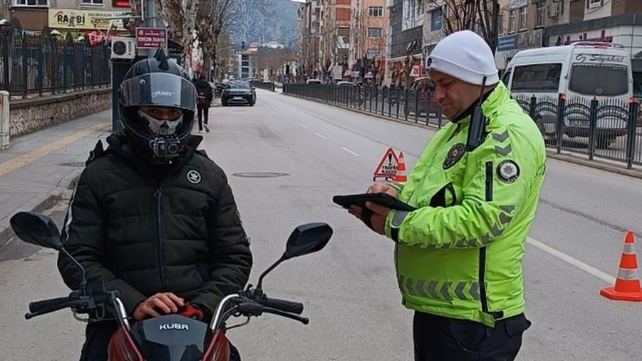 Kasksızlar pes etti! - İzmir Haber - İzmir Son Dakika Haberleri