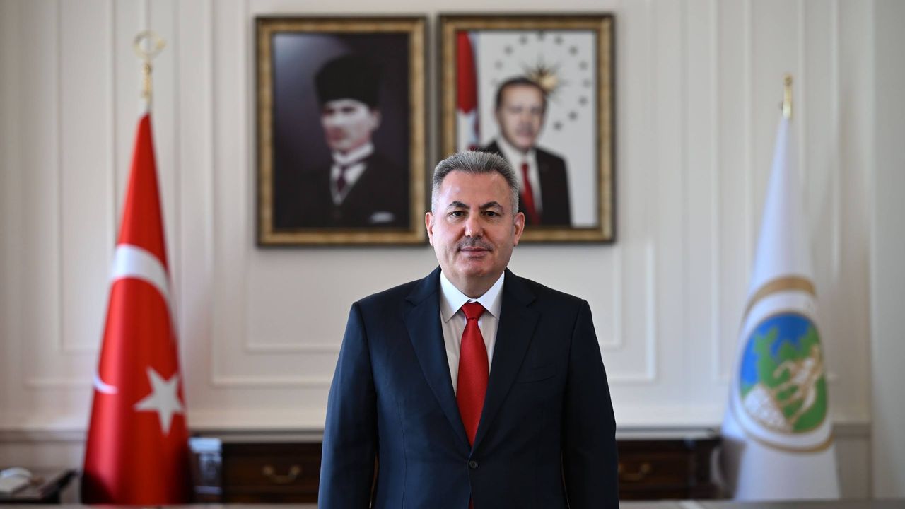 Vali Elban'dan 30 Ağustos mesajı! - İzmir Haber - İzmir Son Dakika ...