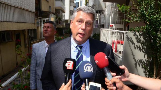 ABD'nin Ankara Maslahatgüzarı, rahip Brunson'u ziyaret etti - Ege'de Sonsöz