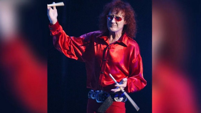 AC/DC'nin ilk bateristi hayatını kaybetti - Ege'de Sonsöz AC/DC'nin ilk bateristi hayatını kaybetti - Ege'de Sonsöz
