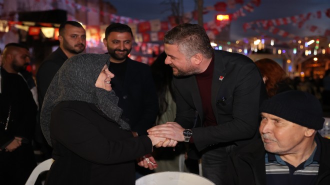 CHP Buca adayı Duman'dan iftar ziyareti - İzmir Haber - İzmir Son ...