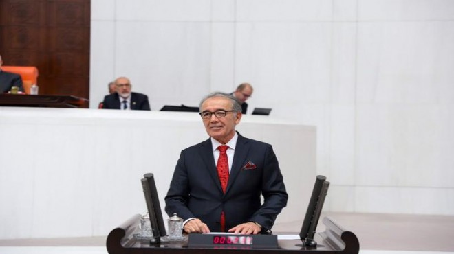 İYİ Parti'nin kurucularından Ahat Andican istifa etti - Ege'de Sonsöz