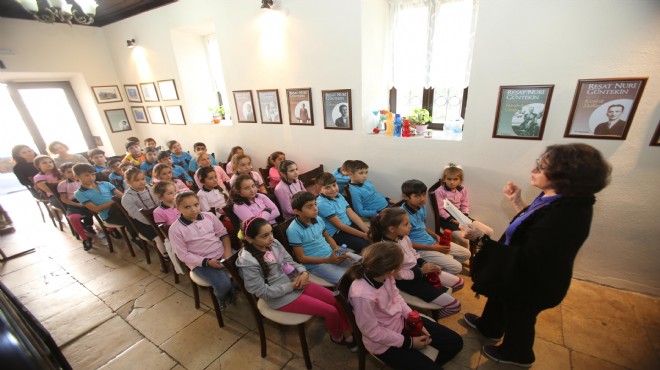 Masal Çarşambaları 12 yaşında - İzmir Haber - İzmir Son Dakika Haberleri